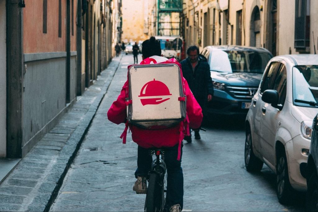 Quick commerce keeps India's food delivery space hot